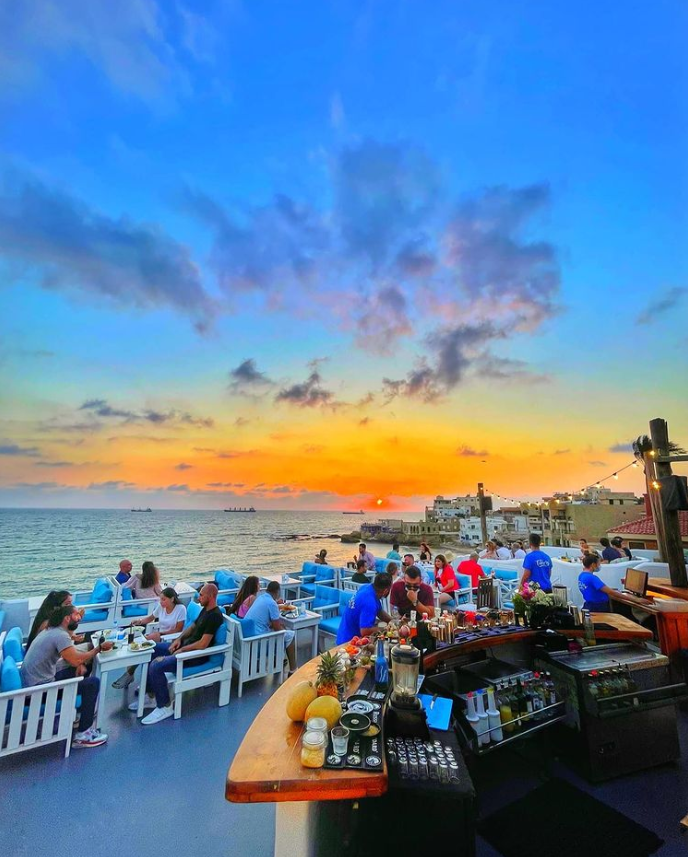 Titans – Go Batroun