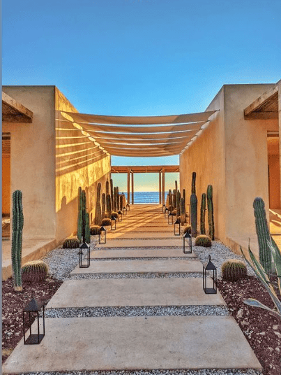 Butlers Beach Club › Go Batroun