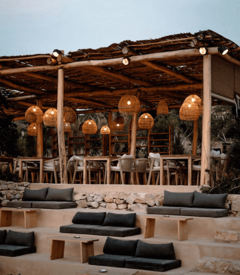 Almaza Bay › Go Batroun