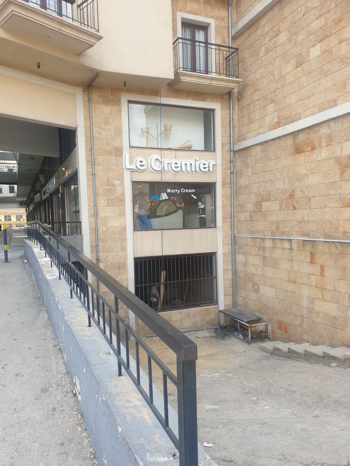 Le Crémier › Go Batroun