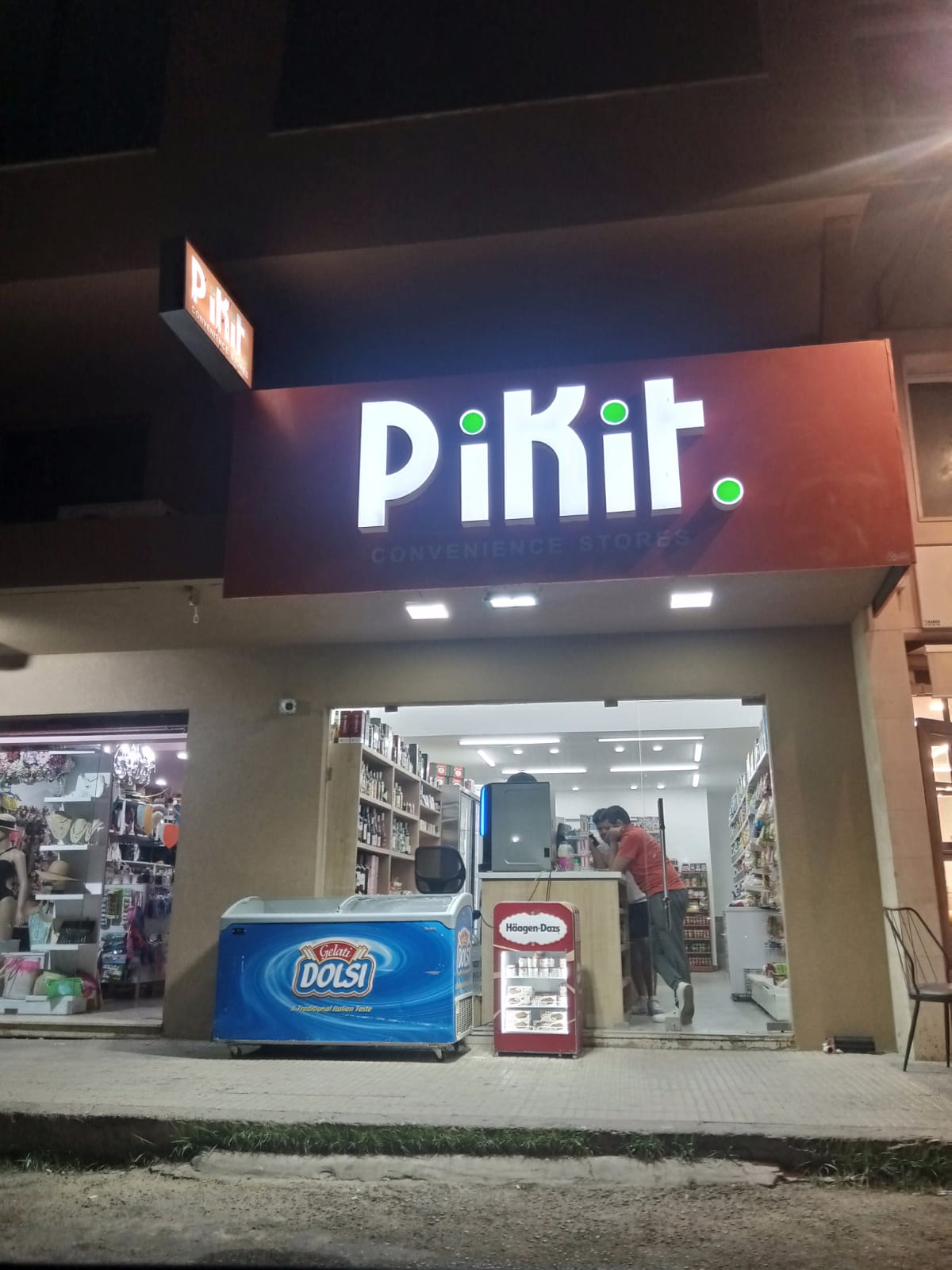 Pikit Convenience Stores › Go Batroun